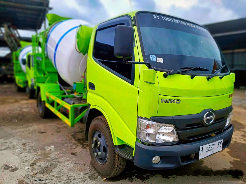 TRUCK MIXER For Rent PT Tugu Beton Muda Mandiri